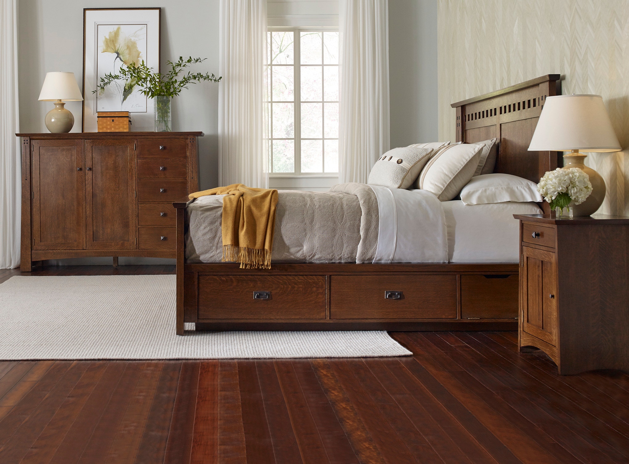 Stickley Bedroom Highlands Platform Storage Bed 89 952 Q HB PLS Woodbridge Interiors AZ CA PA